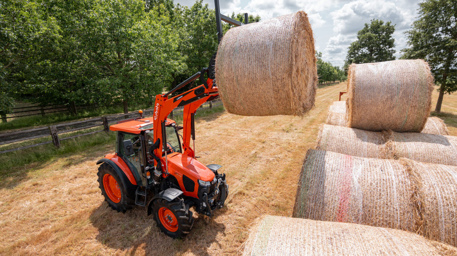 Front loaders Kubota LK Series - Kubota Europe SAS.