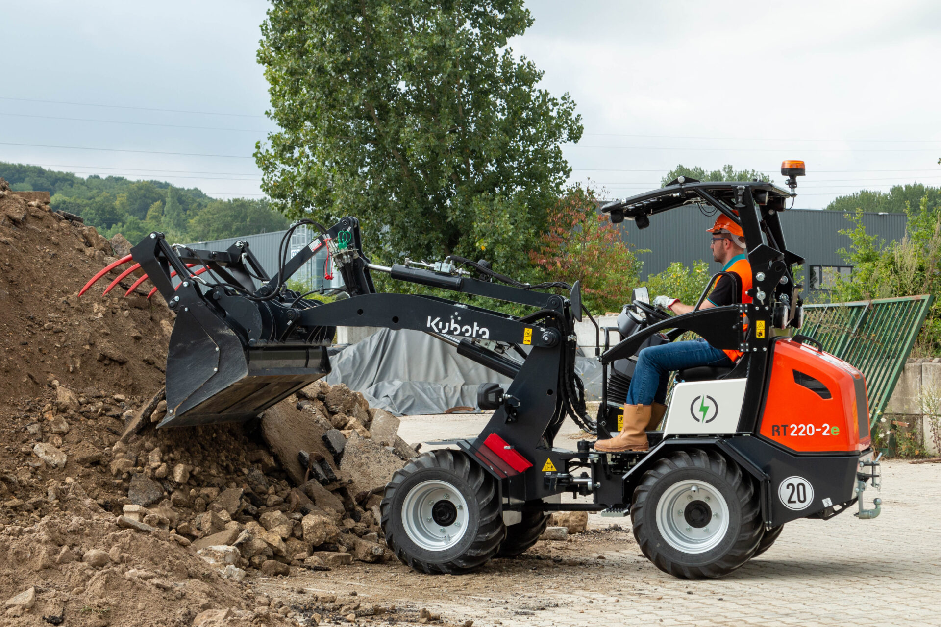 Smart Energy Solutions Kubota RT220-2e - Kubota Europe SAS.