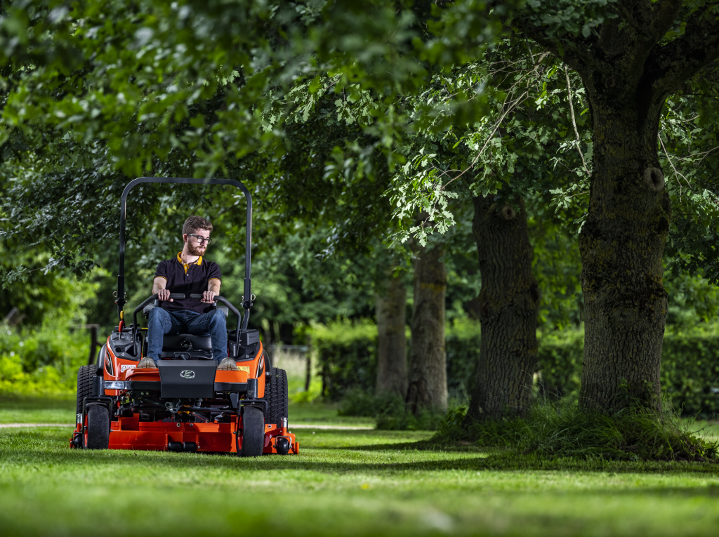 Mowers Kubota ZD Series - Kubota Europe SAS.