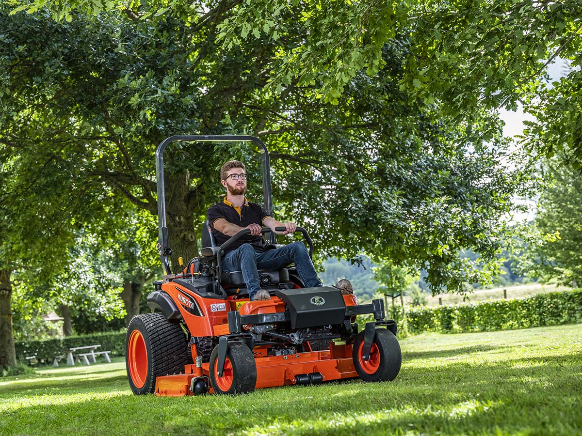 Mowers Kubota ZD Series - Kubota Europe SAS.